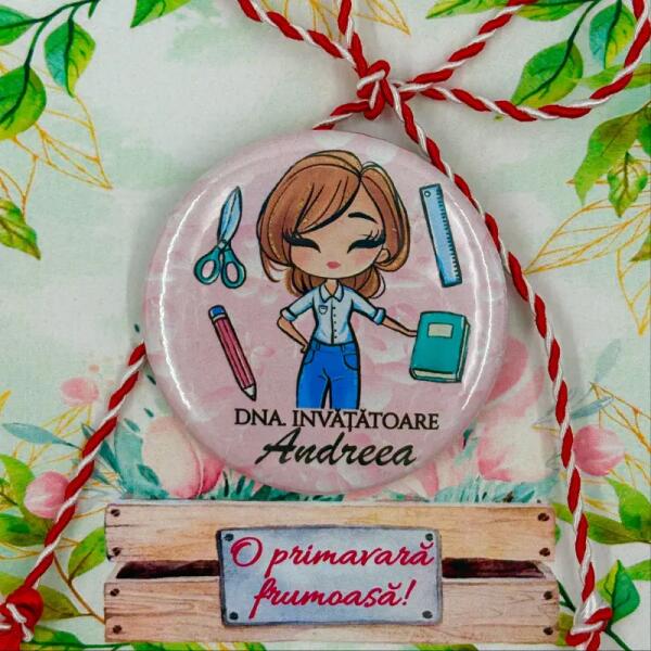 Gravolo Martisor personalizat insigna pentru invatatoare (C1141) (Brosa ...