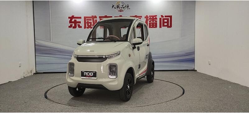 RDB Masina electrica RDB Q7 fara permis 1900W 25 km/h 72V58Ah autonomie ...