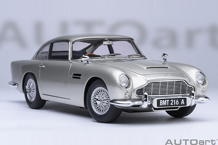 AUTOart Aston Martin DB5 Goldfinger (with weapons)(silver (composite ...