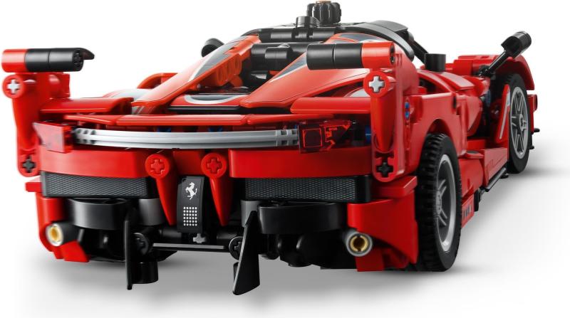 LEGO® Technic - Ferrari FXX K (42212) (LEGO) - Preturi