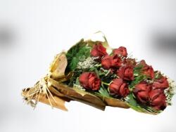 БУКЕТ ОТ РОЗИ - floria-bg - 85,00 лв Цветя Цени, оферти и мнения ...